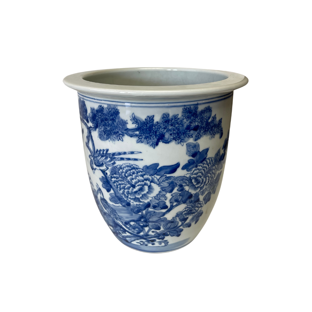 Blue And White Oriental Flower Scenery Porcelain Pot – Noble Designs